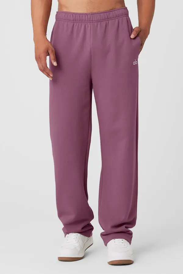 Alo Yoga Accolade Straight Leg Sweatpant In Purple - Soft Mulberry